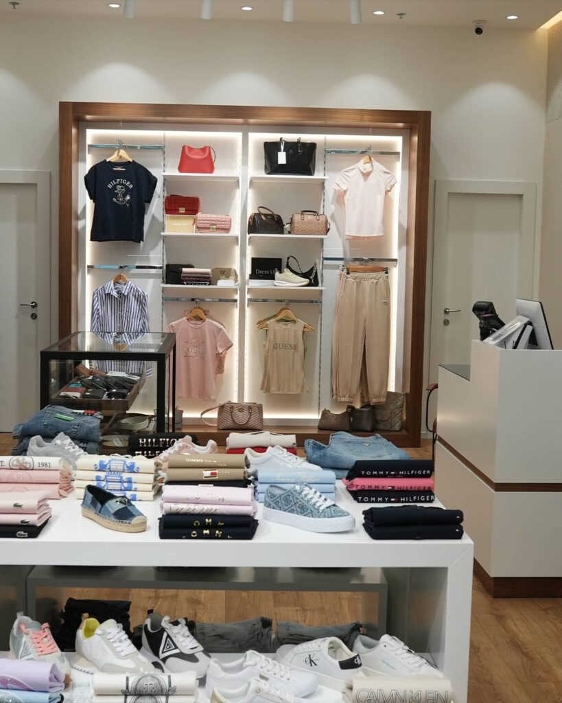 Dress Up – ICONMALL-ايكون مول